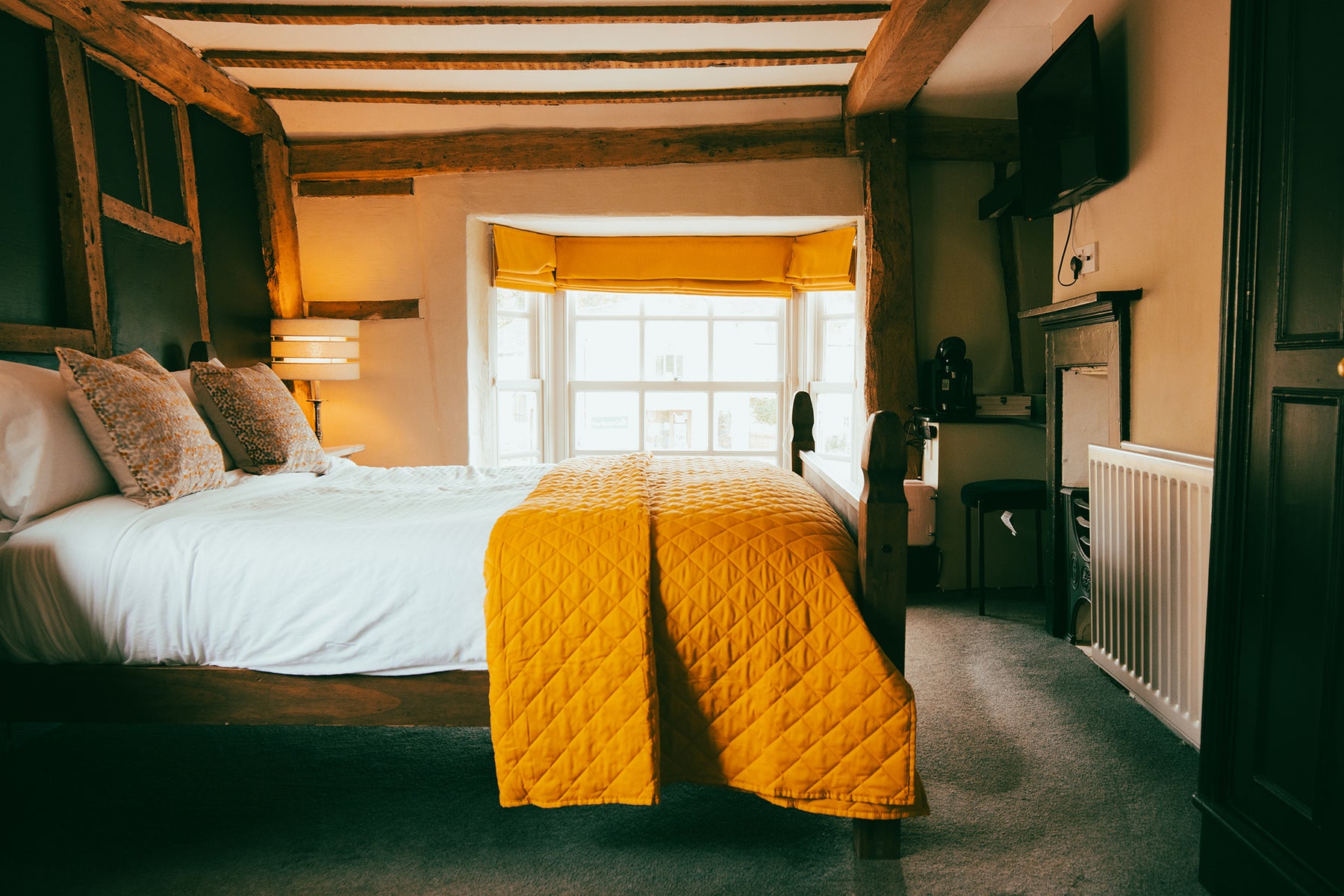 THE GEORGE CAVENDISH